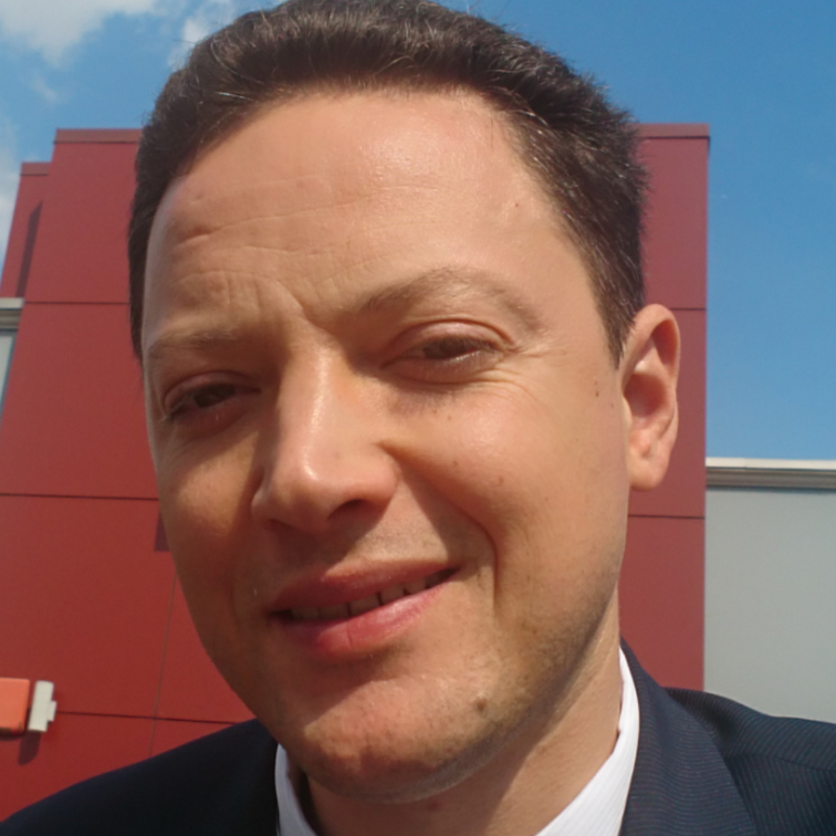 Атанас Тодоров , Експерт | CredoWeb