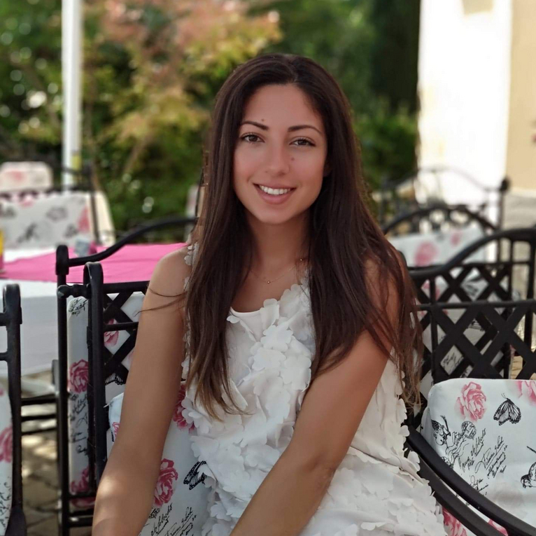 Ина Димитрова Кирилова, Експерт | CredoWeb